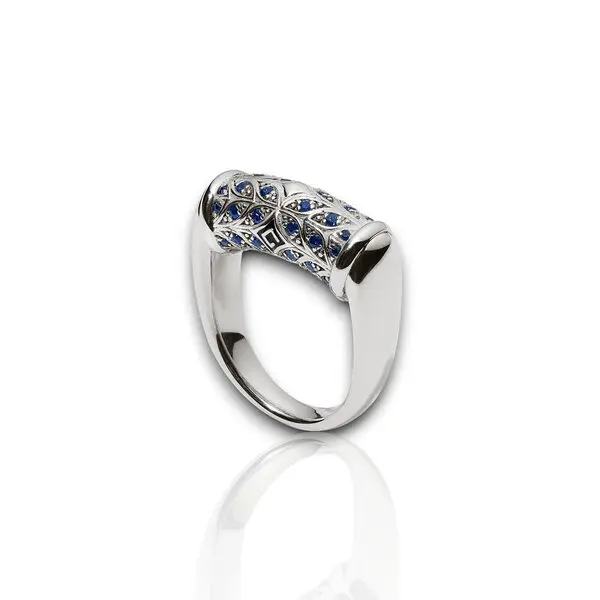 DANEILA LÉON Sterling Blue Sapphire Ring