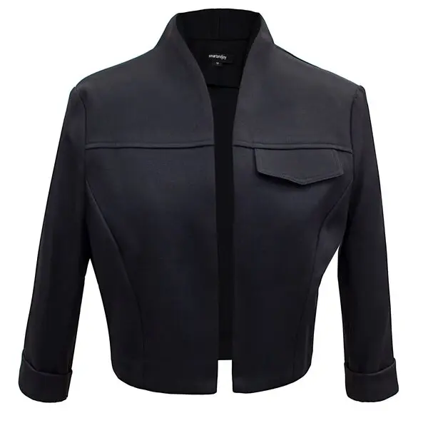 SMART AND JOY Minimalist Crop Jacket - Black