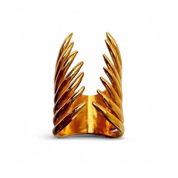AKI ROC JEWELRY The Hug Statet Ring - Gold