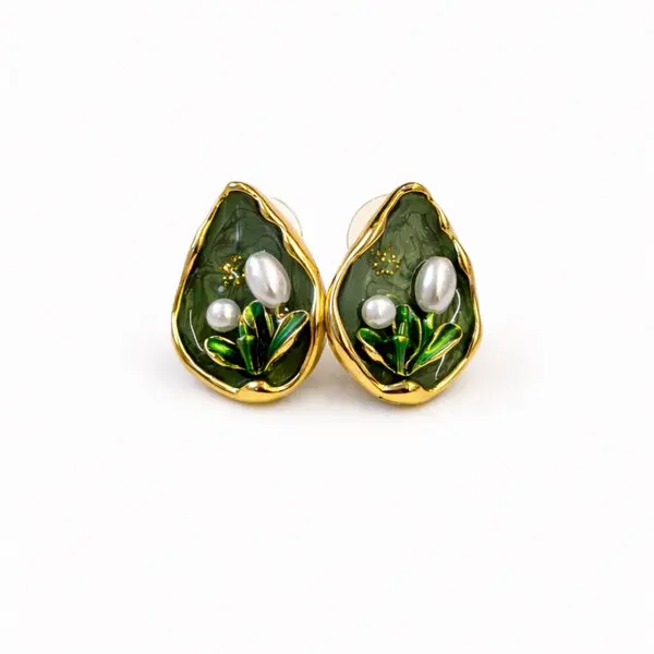 NUVV COLLECTION Botanical Design Earrings - Green