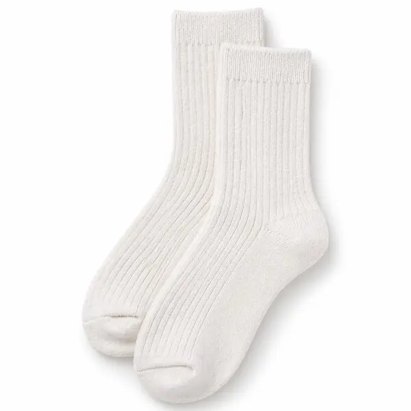 HIGH HEEL JUNGLE BY KATHRYN EISMAN Cashmere Socks Creme - White