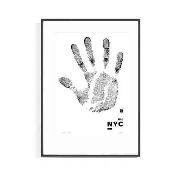 Curiosity Snug Hi-five Series Nyc New York Limited Edition Print - Black