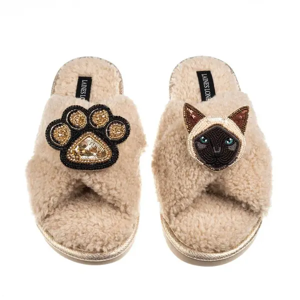 LAINES LONDON Neutrals Boucle Slippers With Paw & Siamese Cat Brooches Oatmeal - Brown