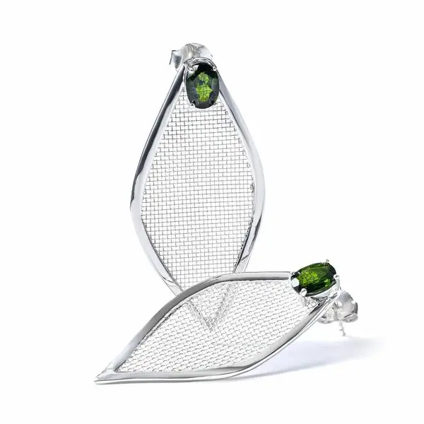 GERMAN KABIRSKI Green / Silver Liora Asymmetric Silver And Titanium Mesh Earrings With Chrome Diopside - Green/silver