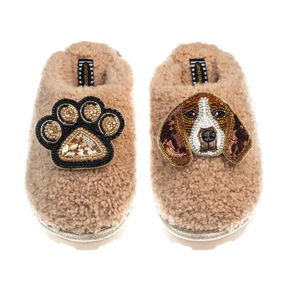 LAINES LONDON Teddy Towelling Closed Toe Slippers With Beagle & Paw Brooches - Brown