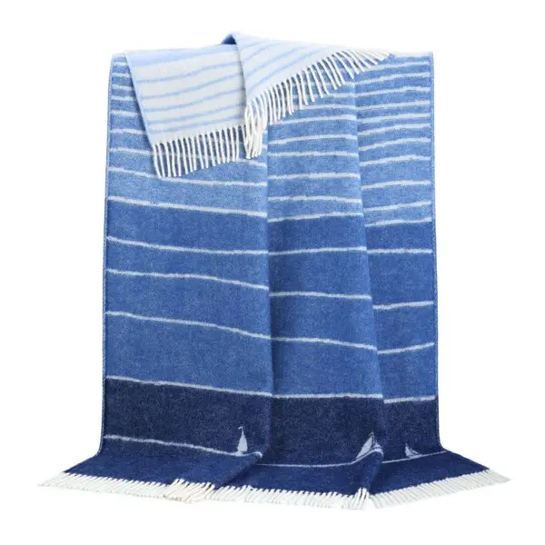 J.J.Textile Blue / White Blue Boat Wool Throw - Blue/white