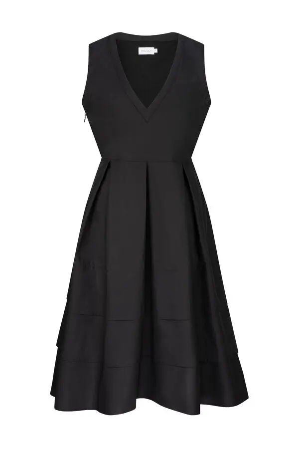 DREF Brisk Pleated Dress - Black