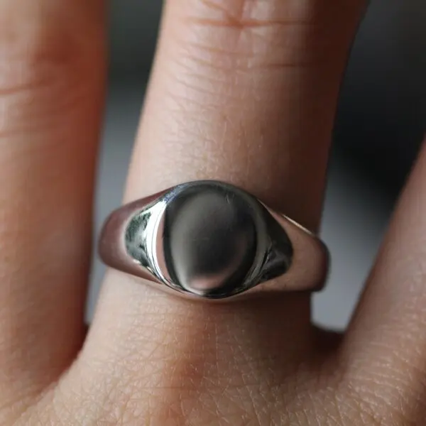 VICSTONENYC FINE JEWELRY Sterling Big Signet Ring - Silver