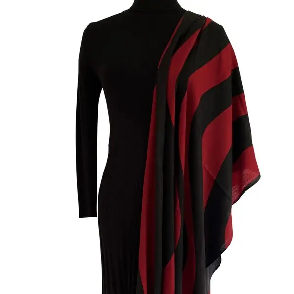 HERITAGEMODA Black / Red Hand Painted Black And Bordeaux-red Wool Silk Scarf - Black/red
