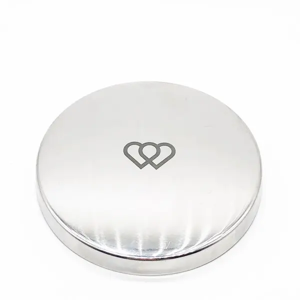THE UNIVERSAL SOUL COMPANY Total Luxury Hand Engraved Large Three Wick Candle Lid - Silver