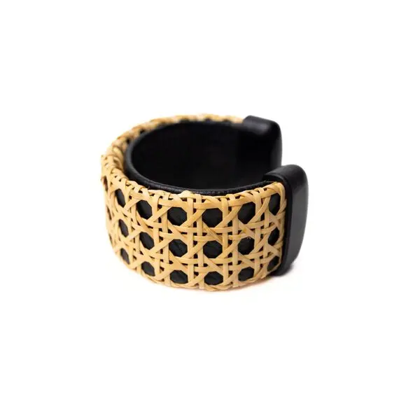 WHALE TAIL WEAVING Centre Street Cuff - Black