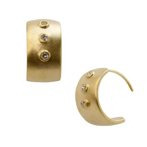 BOMBYX HOUSE Diamond Wide Huggie Earrings - Gold