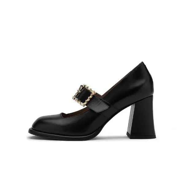 ILVI Beso Leather Pump - Black