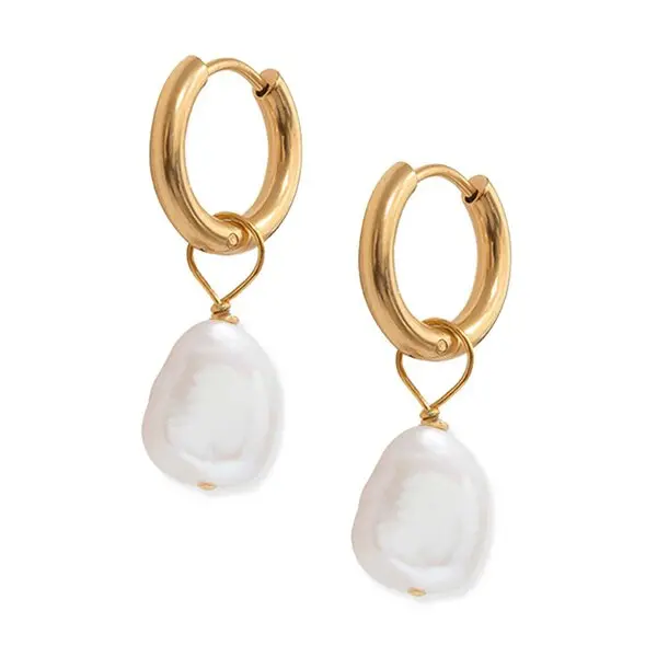 A WEATHERED PENNY White / Gold / Neutrals Gold Pearl Hoops - White/gold