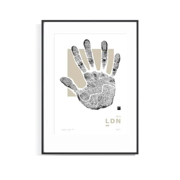 Curiosity Snug Neutrals Hi-five Series Ldn London Limited Edition Print - Beige