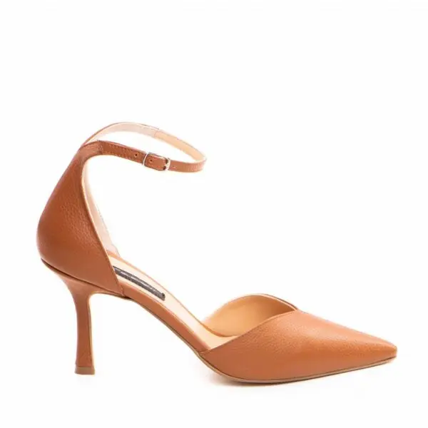 THE 5TH ELEMENT Neutrals / Classy Pumps In Camel Leather - Brown