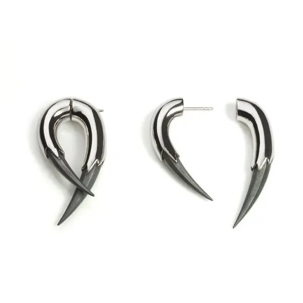 KASUN LONDON Vampire Claw Earrings - Silver
