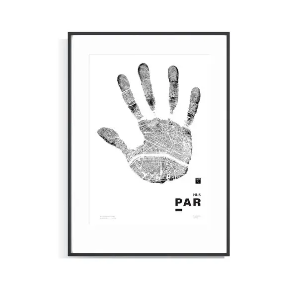 Curiosity Snug Hi-five Series Par Paris Limited Edition Print - Black