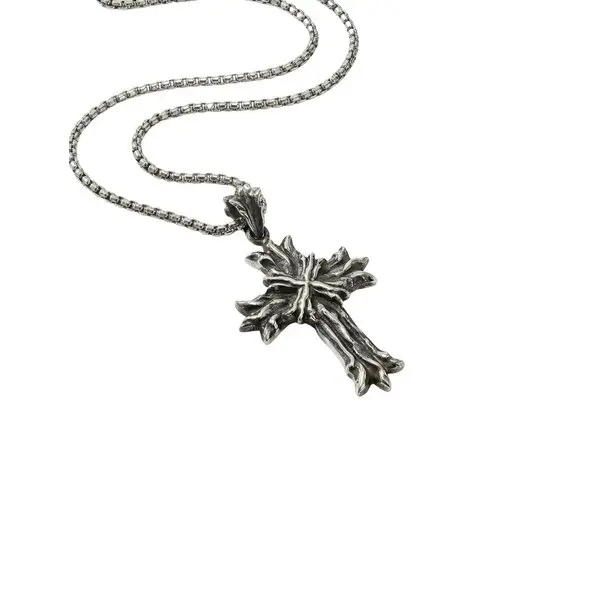 ISKRA Royal Cross Necklace - Silver