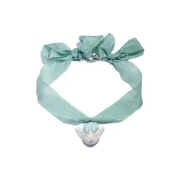 H2 STUDIO Angry Puss Summer Silk Necklace Bowtie Cat - Green