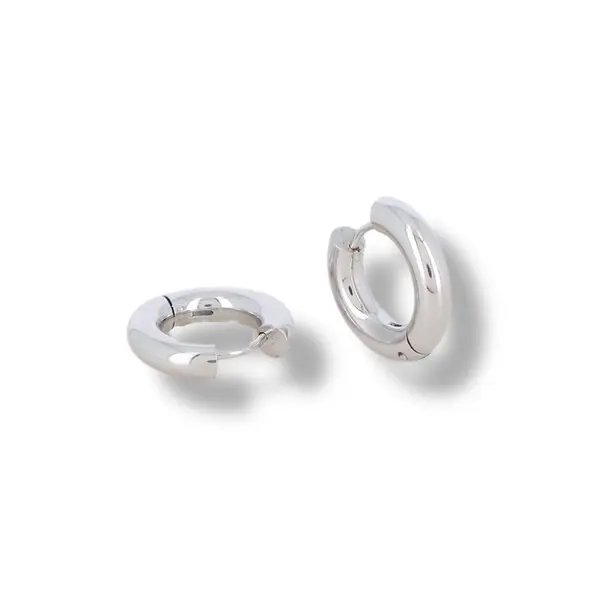 DIVINE ARIA Bryn Huggie Classic Hoops - Silver