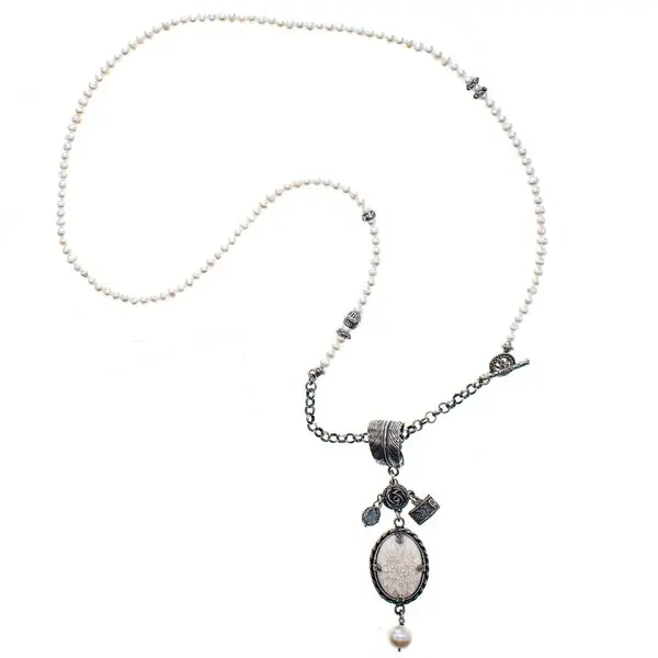 GEM KINGDOM Silver / White Pearl Necklace With Flower Pendant - Silver/white