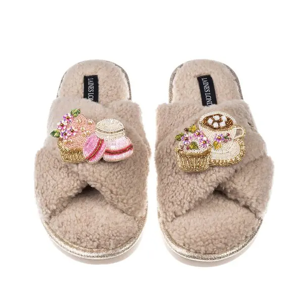 LAINES LONDON Boucle Slippers With Macaron And Coffee Cup Embellishments - Brown