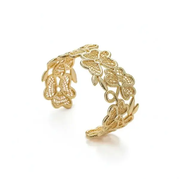 ANGEL BAROCCO Lace Stylish Bangle - Gold