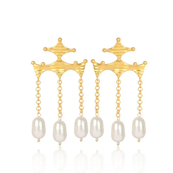 LILA RASA White / Gold Pearl Bead Drop Earrings - White/gold