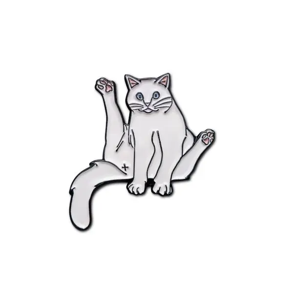 MAKE HEADS TURN White / Black Enamel Pin Sitting Cat - White/black