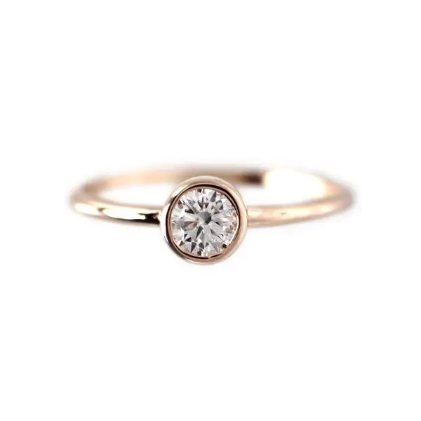 VICSTONENYC FINE JEWELRY Rose Gold Diamond Bezel Setting Engaget Ring - Yellow