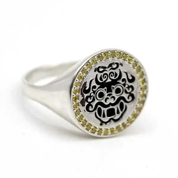VICSTONENYC FINE JEWELRY Demon Hunters Tiger Signet Ring With Natural Yellow Diamond - Silver
