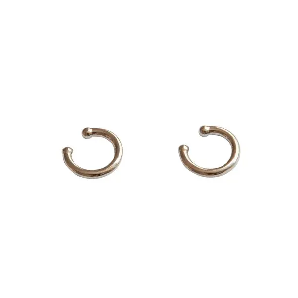 OUTOFOFFICE Simple Ear Cuff - Silver