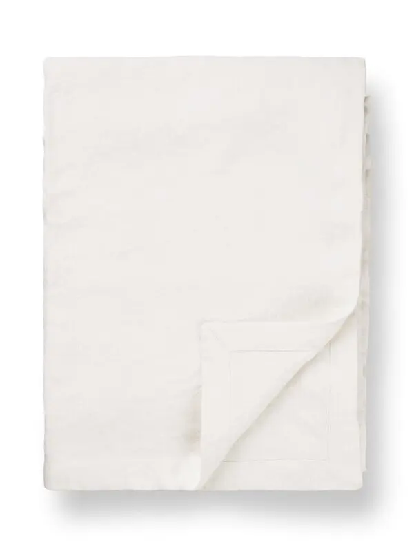 TAMEKO Lee Table Cloth - White