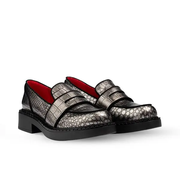 ROSAMUND MUIR LONDON Black / Silver Stratford Pewter Metallic Crocodile Print Loafers - Black/silver
