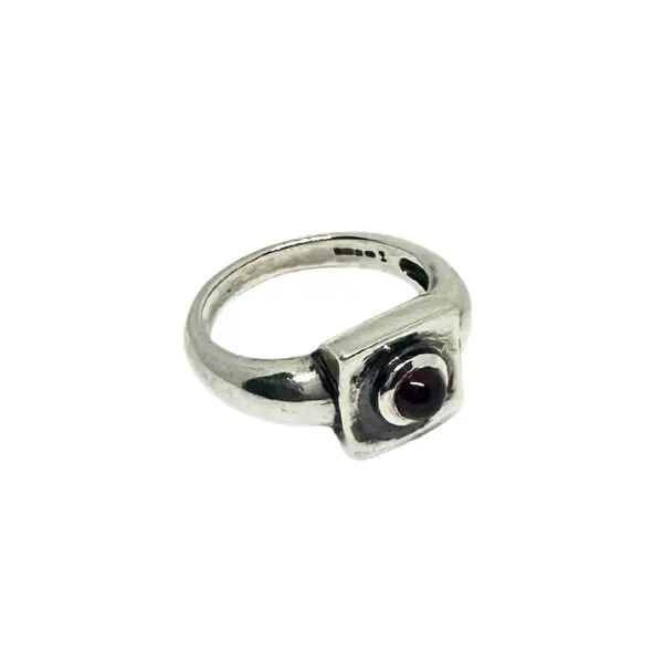 TG-JEWELLERY BY TAMARA GERVASIO Silver / Red The Cube Ring Handmade Ring In Sterling Silver - Silver/red