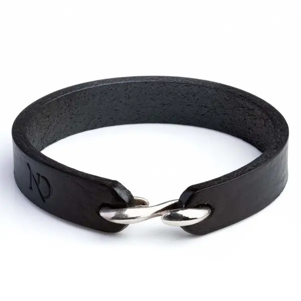 N'DAMUS LONDON Leather Bracelet With Hook Closure - Black