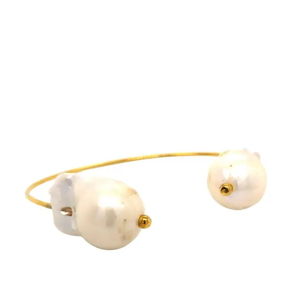 LINYA JEWELLERY Victt Baroque Pearl Cuff Bracelet - Gold