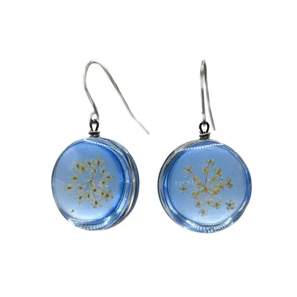 LAURA DAILI Blue / Silver Queen Anne’s Lace Glass Earrings - Blue/silver