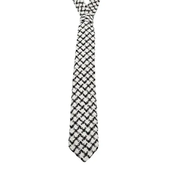 NANDANIE The Textured Houndstooth Classic - Black