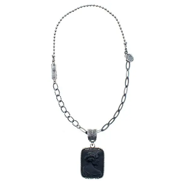 GEM KINGDOM Silver / Black Celestial Vintage Cameo Necklace - Silver/black