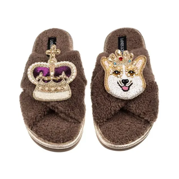 LAINES LONDON Boucle Slippers With Corgi And Crown Brooches - Brown