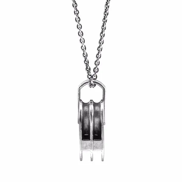ANCHOR & CREW Tyne Pulley Necklace Pendant - Silver
