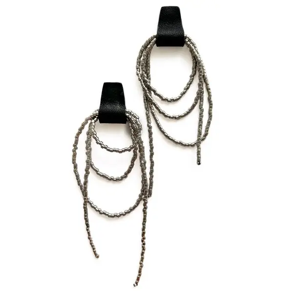 WAIWAI Bliss Beaded Dangle Earrings Black - Silver