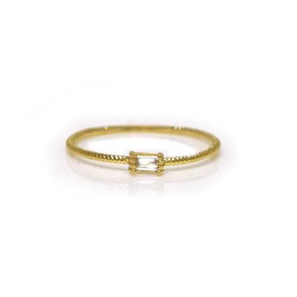 LA KAISER Solid Gold Diamond Golden Grace Twist Ring - Yellow
