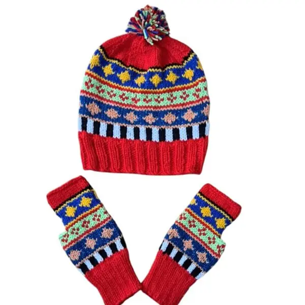 SPRINGMOONATELIER Handcrafted Wool Hat And Fingerless Gloves Set With Mixed Colors - Red