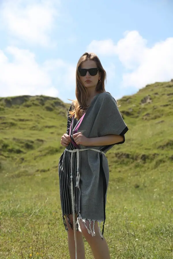 UNEXPECTEDONE Neutrals Natual Kaftan ’s Natural Fabric Kaftan - Black