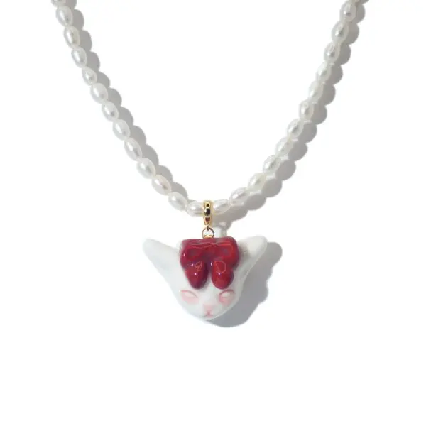 H2 STUDIO Angry Puss Ruby Bow Tie Freshwater Pearl Necklace - Red
