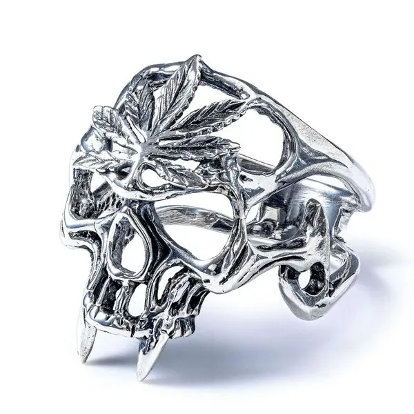 GERMAN KABIRSKI Kuro Sculptural Skull Ring - Silver