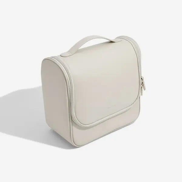 STACKERS Neutrals Large Hanging Washbag Oatmeal - Black